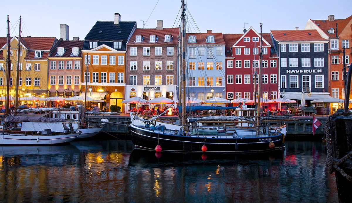 VISIT FIVE SCANDINAVIAN AND BALTIC CAPITALS IN A NEW INDIVIDUALIZED ...